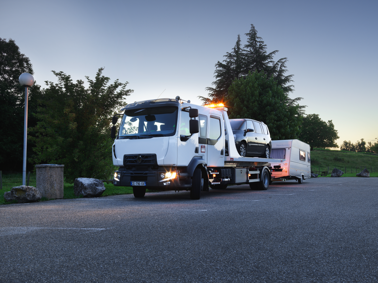 Safe and efficient road maintenance operations | Renault Trucks Greater ...